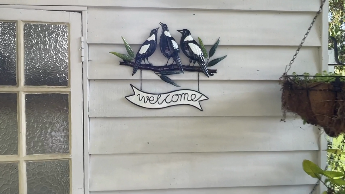 Magpie Melody with Welcome | Home and garden decor Wonderful Things ...